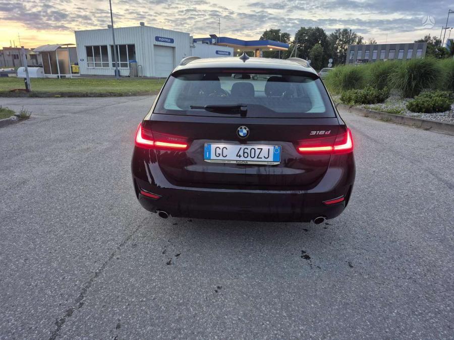 Black BMW 320 2021 in Kaunas, with an engine capacity of 2.00 L and mileage of 203 thousand km for 15900 €, photo 8 on AUTOMOTO.COM.LV