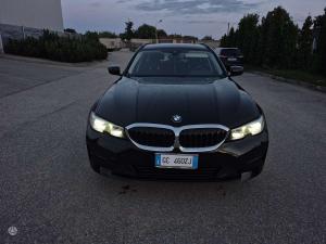 Black BMW 320 2021 in Kaunas, with an engine capacity of 2.00 L and mileage of 203 thousand km for 15900 €, photo 9 on AUTOMOTO.COM.LV