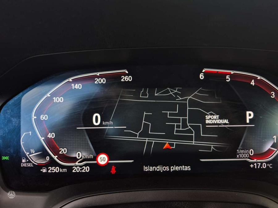 Black BMW 320 2021 in Kaunas, with an engine capacity of 2.00 L and mileage of 203 thousand km for 15900 €, photo 15 on AUTOMOTO.COM.LV
