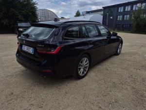 Black BMW 320 2021 in Kaunas, with an engine capacity of 2.00 L and mileage of 203 thousand km for 15900 €, photo 17 on AUTOMOTO.COM.LV