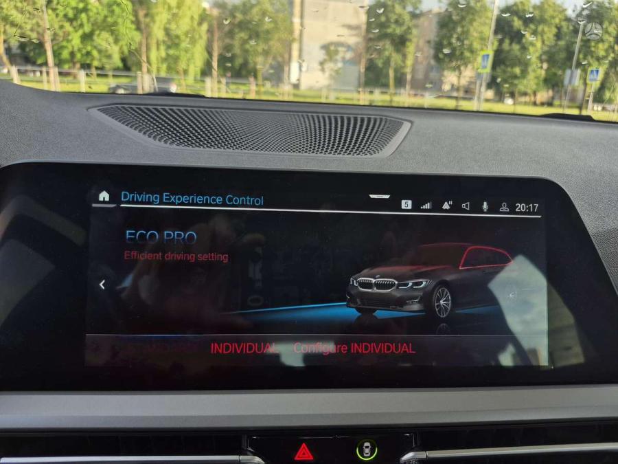 Black BMW 320 2021 in Kaunas, with an engine capacity of 2.00 L and mileage of 203 thousand km for 15900 €, photo 31 on AUTOMOTO.COM.LV