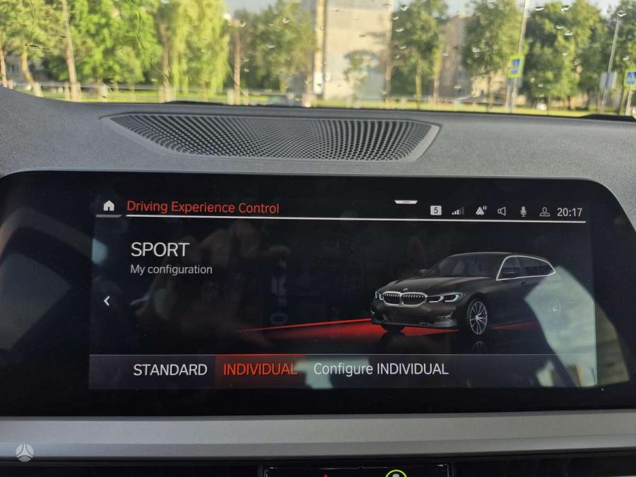 Black BMW 320 2021 in Kaunas, with an engine capacity of 2.00 L and mileage of 203 thousand km for 15900 €, photo 33 on AUTOMOTO.COM.LV