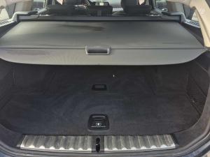 Black BMW 320 2021 in Kaunas, with an engine capacity of 2.00 L and mileage of 203 thousand km for 15900 €, photo 45 on AUTOMOTO.COM.LV
