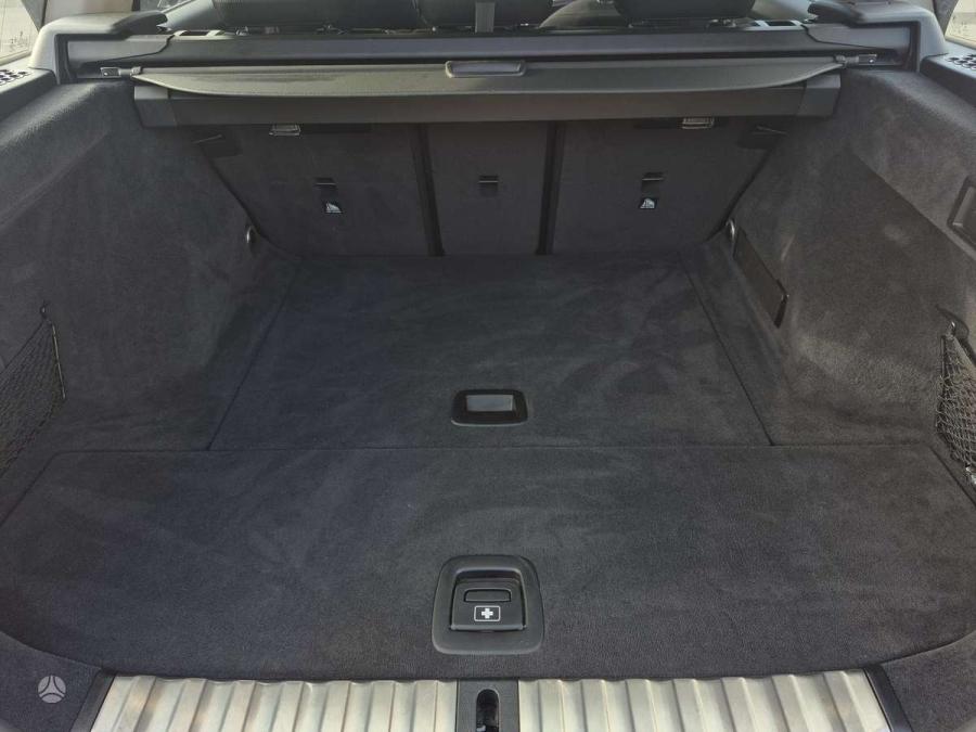 Black BMW 320 2021 in Kaunas, with an engine capacity of 2.00 L and mileage of 203 thousand km for 15900 €, photo 46 on AUTOMOTO.COM.LV