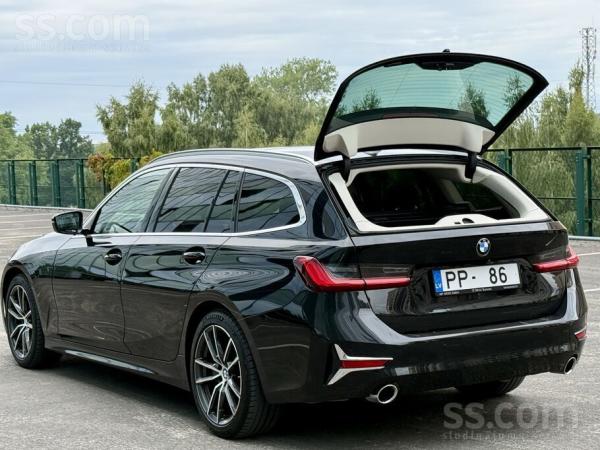 Melns BMW 320 2021 Rīga, ar dzinēja tilpumu 2.00 L un nobraukumu 199 tūkst. km par 21490 €, foto 5 vietnē AUTOMOTO.COM.LV