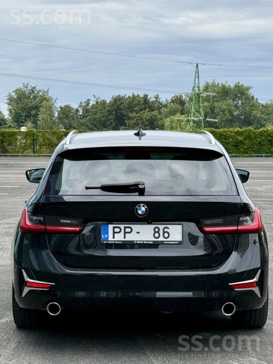 Black BMW 320 2021 in Riga, with an engine capacity of 2.00 L and mileage of 199 thousand km for 21490 €, photo 8 on AUTOMOTO.COM.LV