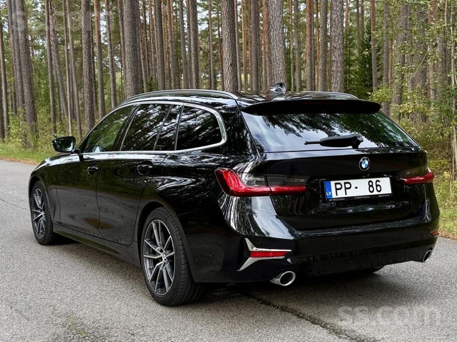 Black BMW 320 2021 in Riga, with an engine capacity of 2.00 L and mileage of 199 thousand km for 17490 €, photo 5 on AUTOMOTO.COM.LV