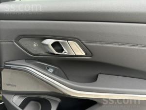 Melns BMW 320 2021 Valmiera, ar dzinēja tilpumu 2.00 L un nobraukumu 227 tūkst. km par 20950 €, foto 8 vietnē AUTOMOTO.COM.LV