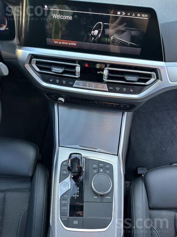 Black BMW 320 2021 in Valmiera, with an engine capacity of 2.00 L and mileage of 227 thousand km for 20450 €, photo 9 on AUTOMOTO.COM.LV