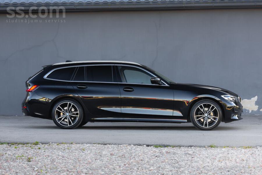Black BMW 320 2021 in Jelgava, with an engine capacity of 2.00 L and mileage of 193 thousand km for 18500 €, photo 4 on AUTOMOTO.COM.LV