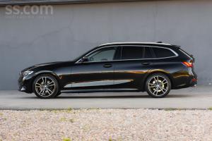 Black BMW 320 2021 in Jelgava, with an engine capacity of 2.00 L and mileage of 193 thousand km for 18500 €, photo 8 on AUTOMOTO.COM.LV