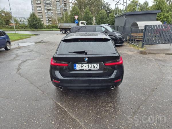 БМВ 320 2021 в Рига на AUTOMOTO.COM.LV Черный БМВ 320 2021 в Рига, объемом двигателя 2.00 л и пробегом 226 тыс. км за 18590 €, фото 7 на AUTOMOTO.COM.LV