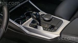 Black BMW 320 2021 in Riga, with an engine capacity of 2.00 L and mileage of 226 thousand km for 18590 €, photo 16 on AUTOMOTO.COM.LV