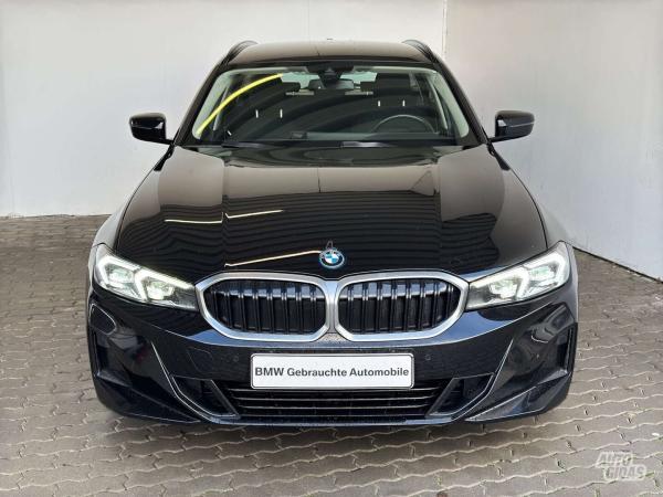 Melns BMW 320 2022 Kauņa, ar dzinēja tilpumu 2.00 L un nobraukumu 88 tūkst. km par 27929 €, foto 1 vietnē AUTOMOTO.COM.LV