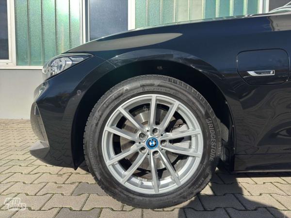 Melns BMW 320 2022 Kauņa, ar dzinēja tilpumu 2.00 L un nobraukumu 51 tūkst. km par 28485 €, foto 3 vietnē AUTOMOTO.COM.LV