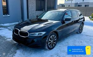 Melns BMW 320 2022 Viļņa, ar dzinēja tilpumu 2.00 L un nobraukumu 147 tūkst. km par 23290 €, foto  vietnē AUTOMOTO.COM.LV
