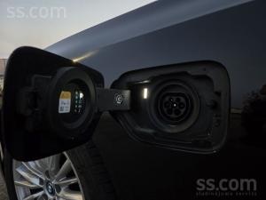 Melns BMW 320 2022 Rīga, ar dzinēja tilpumu 2.00 L un nobraukumu 150 tūkst. km par 19500 €, foto 12 vietnē AUTOMOTO.COM.LV