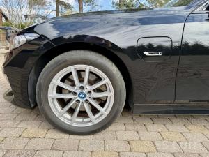 Black BMW 320 2022 in Saldus, with an engine capacity of 2.00 L and mileage of 124 thousand km for 23000 €, photo 8 on AUTOMOTO.COM.LV