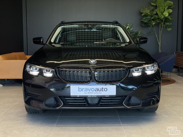Melns BMW 320 2022 Klaipėda, ar dzinēja tilpumu 2.00 L un nobraukumu 150 tūkst. km par 25771 €, foto 2 vietnē AUTOMOTO.COM.LV
