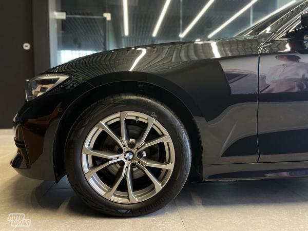 Melns BMW 320 2022 Klaipėda, ar dzinēja tilpumu 2.00 L un nobraukumu 150 tūkst. km par 25771 €, foto 7 vietnē AUTOMOTO.COM.LV