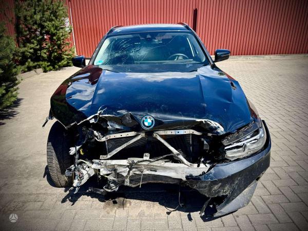 Melns BMW 320 2022 Prienai, ar dzinēja tilpumu 2.00 L un nobraukumu 93 tūkst. km par 8999 €, foto 7 vietnē AUTOMOTO.COM.LV