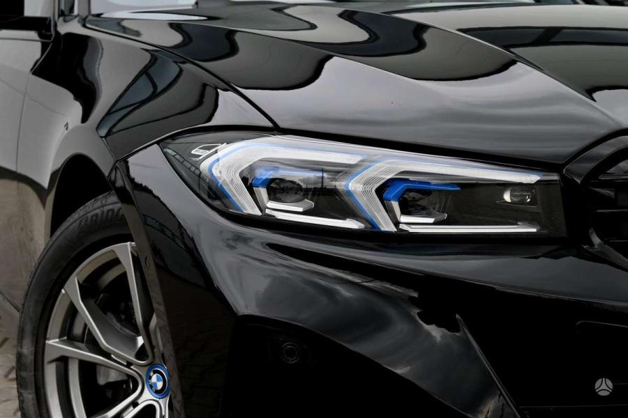 Melns BMW 320 2022 Kretinga, ar dzinēja tilpumu 2.00 L un nobraukumu 105 tūkst. km par 23499 €, foto 8 vietnē AUTOMOTO.COM.LV