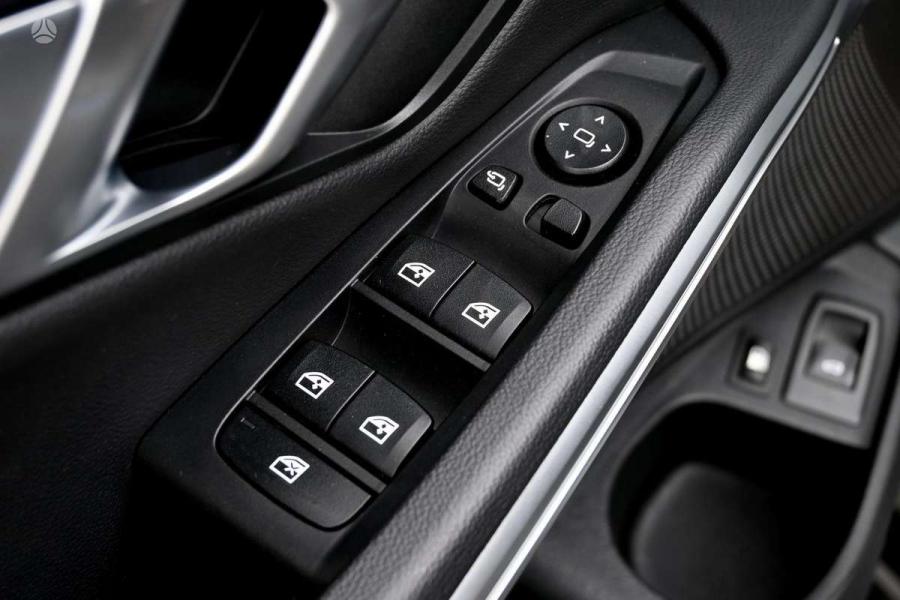 Melns BMW 320 2022 Kretinga, ar dzinēja tilpumu 2.00 L un nobraukumu 105 tūkst. km par 23499 €, foto 24 vietnē AUTOMOTO.COM.LV