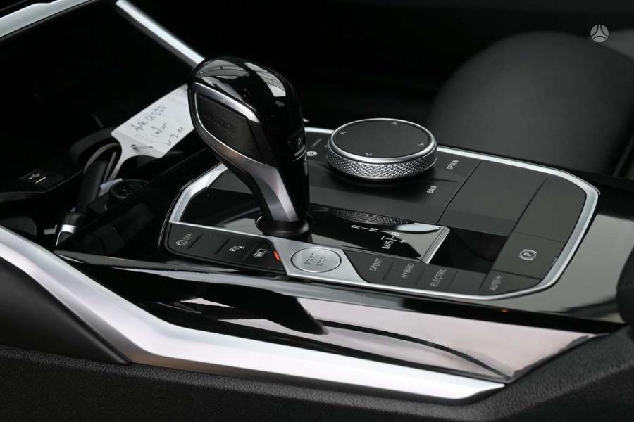Melns BMW 320 2022 Kretinga, ar dzinēja tilpumu 2.00 L un nobraukumu 105 tūkst. km par 23499 €, foto 26 vietnē AUTOMOTO.COM.LV