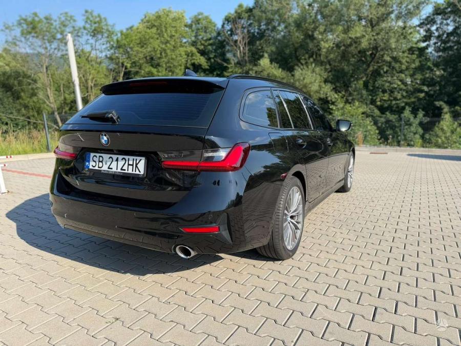 Black BMW 320 2022 in Vilnius, with an engine capacity of 2.00 L and mileage of 130 thousand km for 24000 €, photo 9 on AUTOMOTO.COM.LV