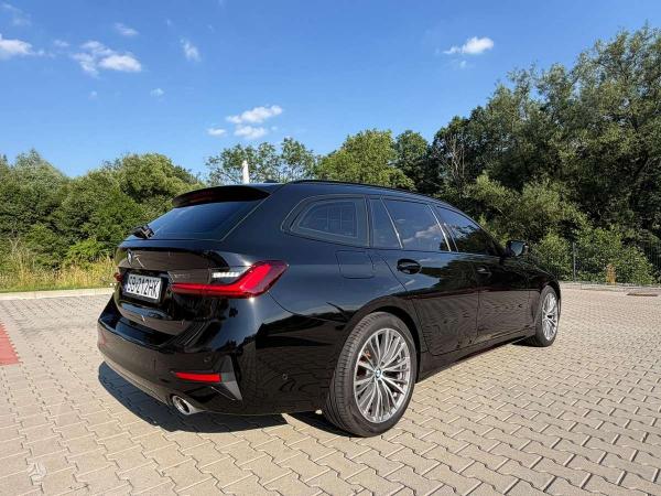 Black BMW 320 2022 in Vilnius, with an engine capacity of 2.00 L and mileage of 130 thousand km for 24000 €, photo 9 on AUTOMOTO.COM.LV