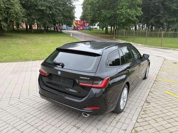 Melns BMW 320 2022 Marijampole, ar dzinēja tilpumu 2.00 L un nobraukumu 123 tūkst. km par 22900 €, foto 9 vietnē AUTOMOTO.COM.LV
