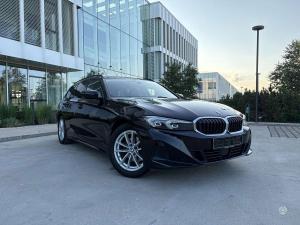 Melns BMW 320 2022 Viļņa, ar dzinēja tilpumu 2.00 L un nobraukumu 199 tūkst. km par 20500 €, foto  vietnē AUTOMOTO.COM.LV