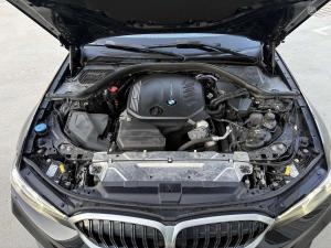 Black BMW 320 2022 in Vilnius, with an engine capacity of 2.00 L and mileage of 199 thousand km for 20500 €, photo 44 on AUTOMOTO.COM.LV