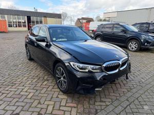 Melns BMW 320 2022 Kauņa, ar dzinēja tilpumu 2.00 L un nobraukumu 118 tūkst. km par 14600 €, foto  vietnē AUTOMOTO.COM.LV