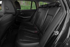 Черный БМВ 320 2022 в Вильнюс, объемом двигателя 2.00 л и пробегом 112 тыс. км за 20950 €, фото 16 на AUTOMOTO.COM.LV