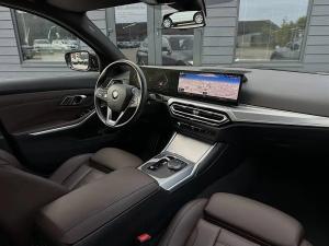 Melns BMW 320 2022 Jelgava, ar dzinēja tilpumu 2.00 L un nobraukumu 180 tūkst. km par 22700 €, foto 9 vietnē AUTOMOTO.COM.LV