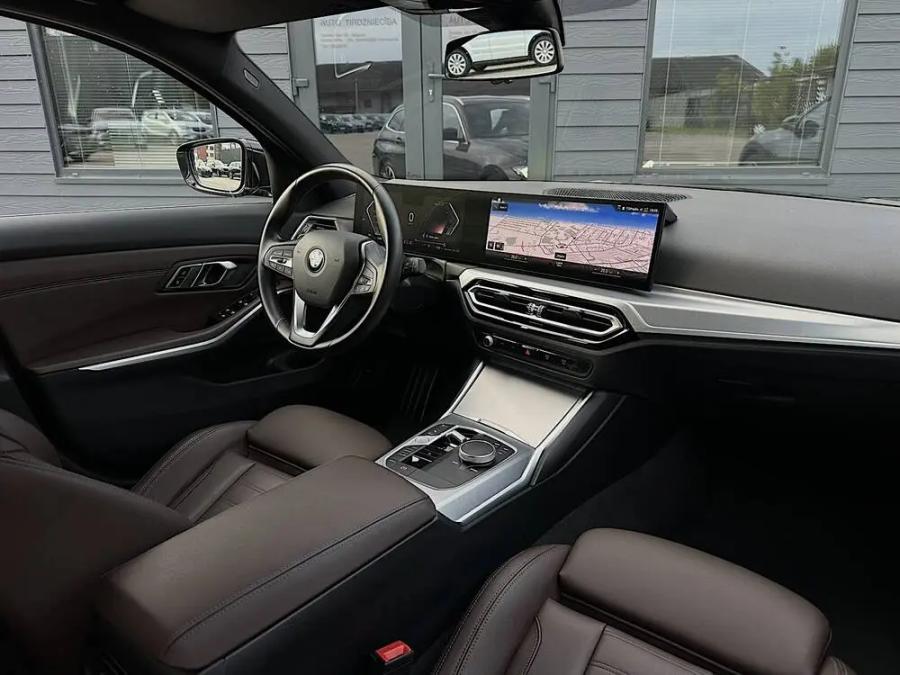 Melns BMW 320 2022 Jelgava, ar dzinēja tilpumu 2.00 L un nobraukumu 180 tūkst. km par 22700 €, foto 9 vietnē AUTOMOTO.COM.LV