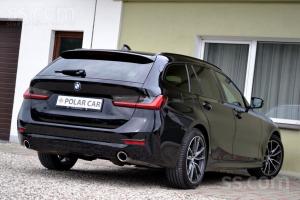 Black BMW 320 2022 in Tukums, with an engine capacity of 2.00 L and mileage of 198 thousand km for 21490 €, photo 4 on AUTOMOTO.COM.LV