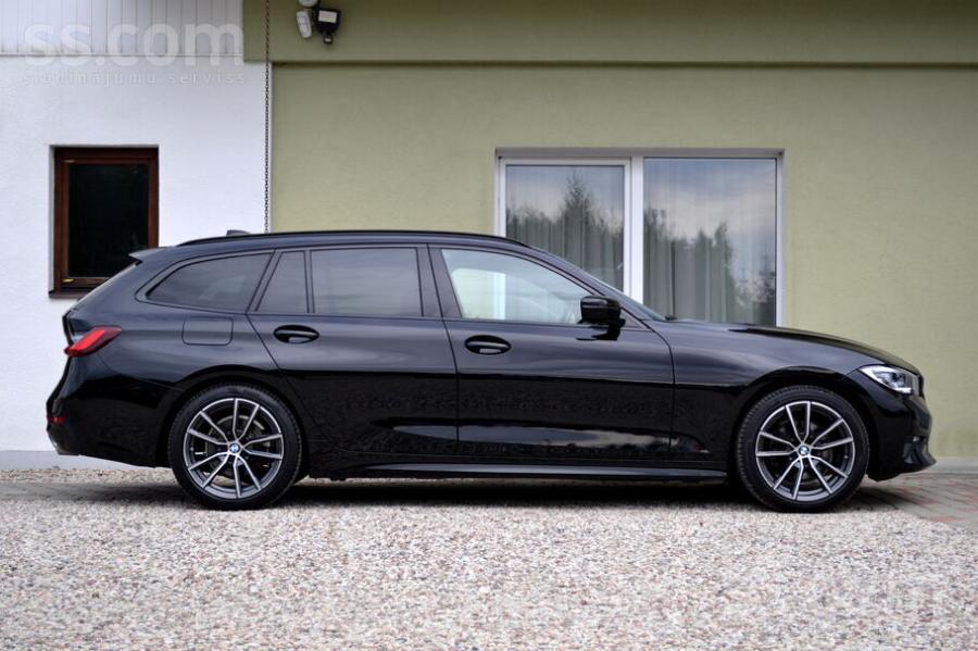 Black BMW 320 2022 in Tukums, with an engine capacity of 2.00 L and mileage of 198 thousand km for 21490 €, photo 12 on AUTOMOTO.COM.LV