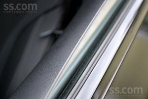 Black BMW 320 2022 in Tukums, with an engine capacity of 2.00 L and mileage of 198 thousand km for 21490 €, photo 26 on AUTOMOTO.COM.LV
