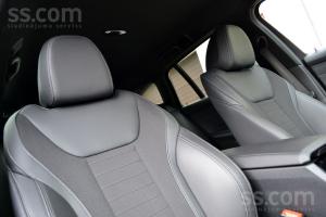 Black BMW 320 2022 in Tukums, with an engine capacity of 2.00 L and mileage of 198 thousand km for 21490 €, photo 32 on AUTOMOTO.COM.LV
