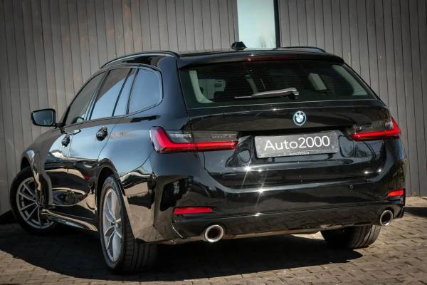 Black BMW 320 2022 in Tukums, with an engine capacity of 2.00 L and mileage of 178 thousand km for 21990 €, photo 3 on AUTOMOTO.COM.LV
