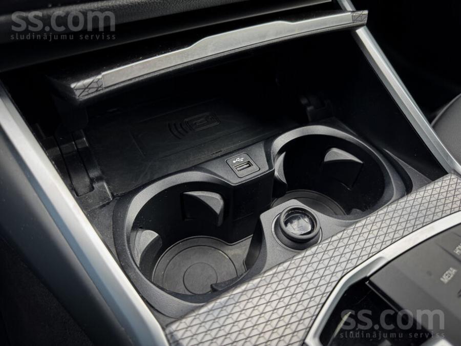 Black BMW 320 2023 in Riga, with an engine capacity of 2.00 L and mileage of 149 thousand km for 27300 €, photo 16 on AUTOMOTO.COM.LV