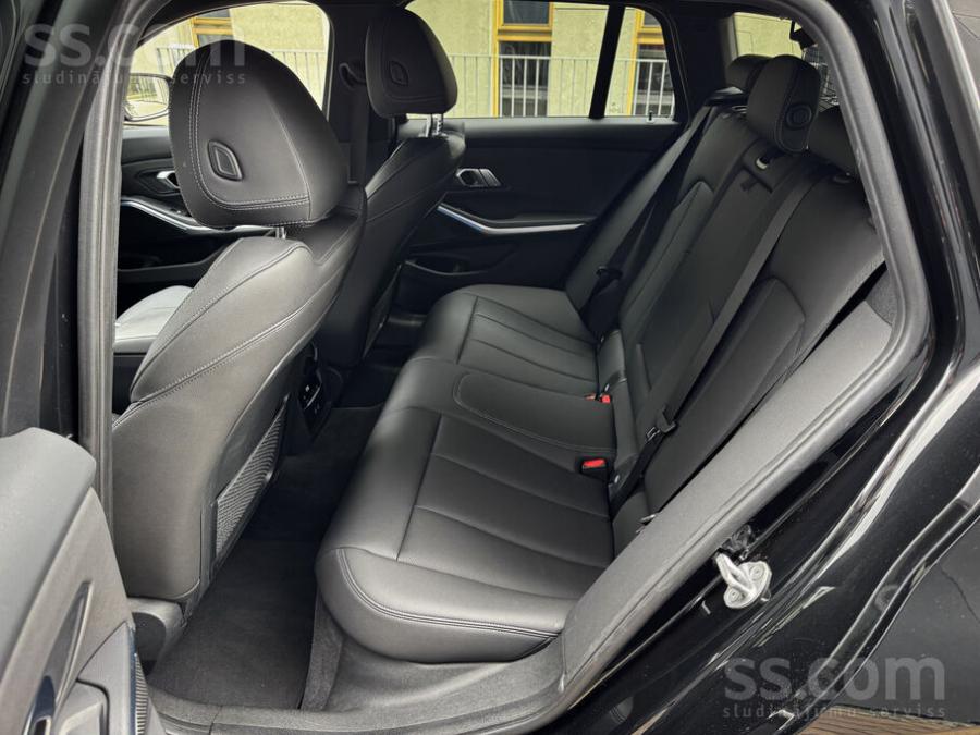 Black BMW 320 2023 in Riga, with an engine capacity of 2.00 L and mileage of 149 thousand km for 27300 €, photo 28 on AUTOMOTO.COM.LV