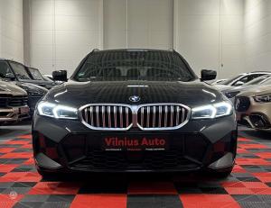 Black BMW 320 2023 in Vilnius, with an engine capacity of 2.00 L and mileage of 130 thousand km for 32499 €, photo 3 on AUTOMOTO.COM.LV