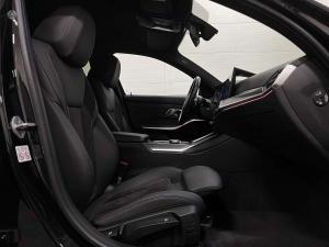 Black BMW 320 2023 in Vilnius, with an engine capacity of 2.00 L and mileage of 130 thousand km for 32499 €, photo 19 on AUTOMOTO.COM.LV