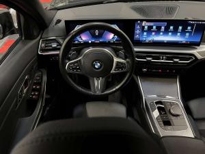 Black BMW 320 2023 in Vilnius, with an engine capacity of 2.00 L and mileage of 130 thousand km for 32499 €, photo 21 on AUTOMOTO.COM.LV