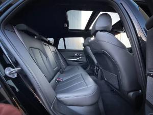 Black BMW 320 2023 in Riga, with an engine capacity of 2.00 L and mileage of 155 thousand km for 25500 €, photo 31 on AUTOMOTO.COM.LV