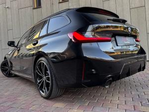 Black BMW 320 2023 in Riga, with an engine capacity of 2.00 L and mileage of 155 thousand km for 25500 €, photo 33 on AUTOMOTO.COM.LV
