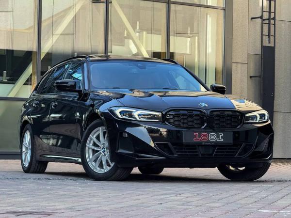 Black BMW 320 2023 in Riga, with an engine capacity of 2.00 L and mileage of 152 thousand km for 26500 €, photo 1 on AUTOMOTO.COM.LV